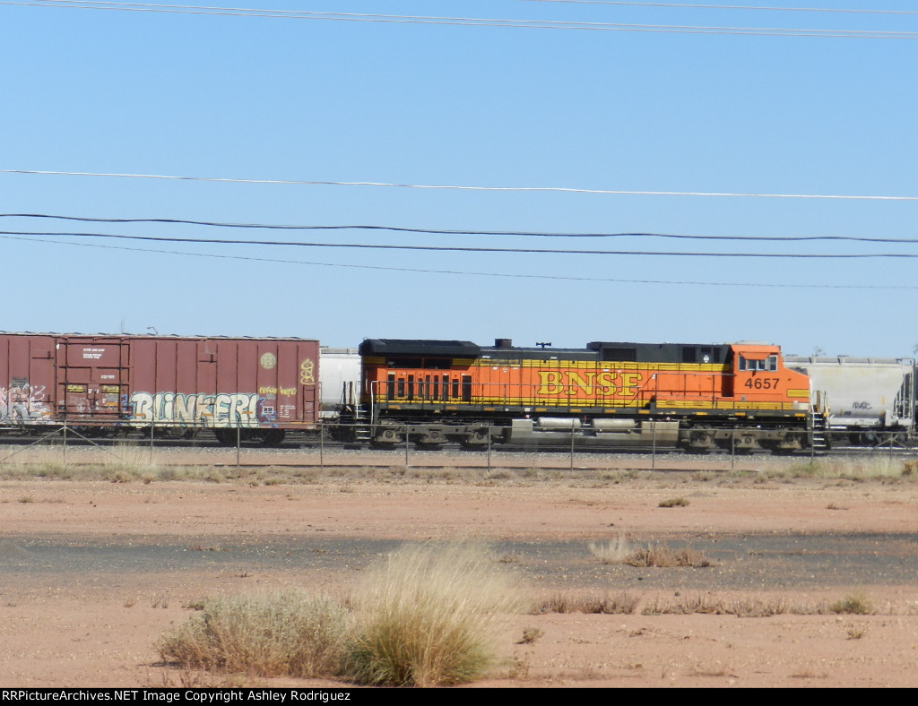 BNSF 4657